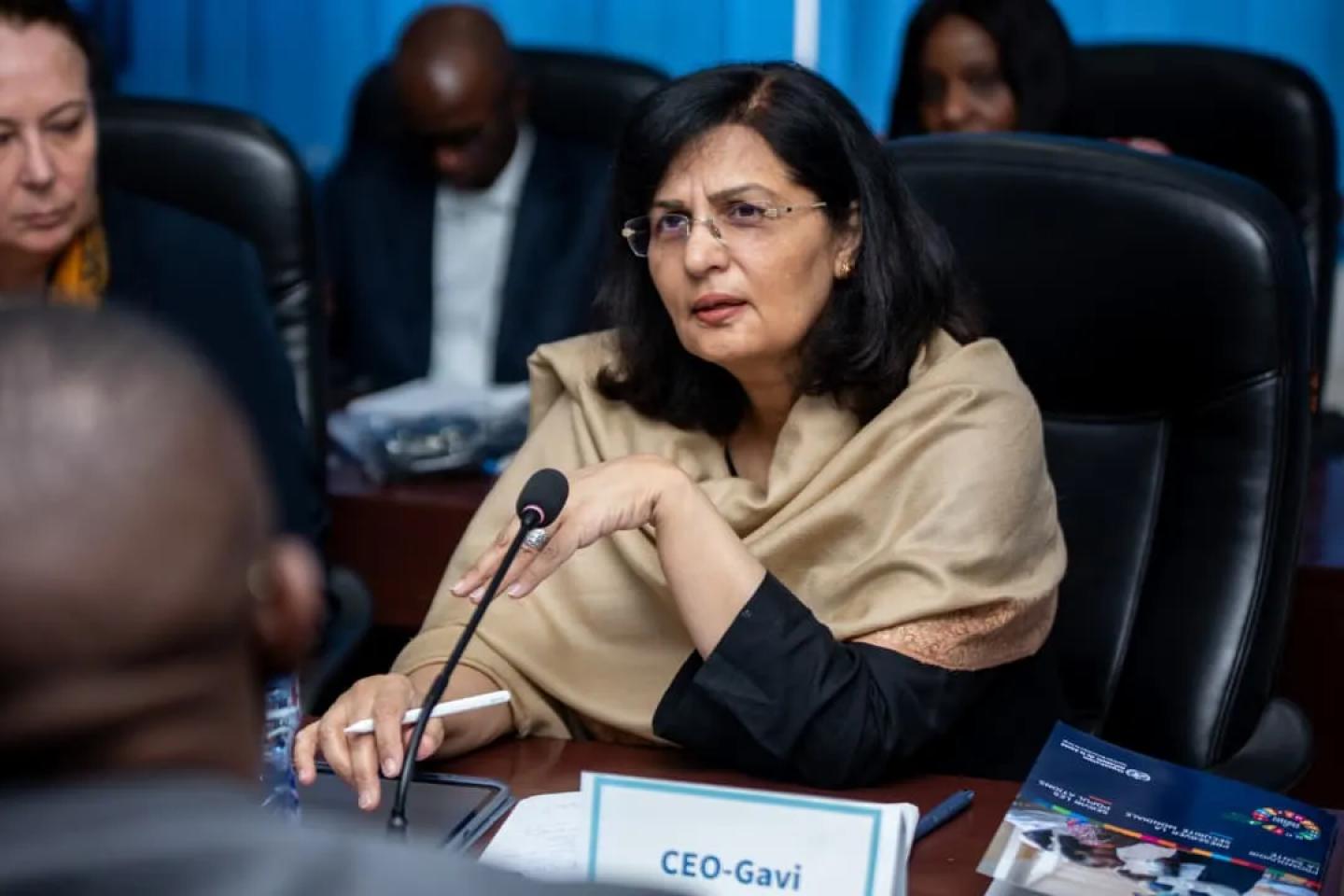 La Directrice exécutive de Gavi, l’Alliance du Vaccin, se rend en RDC ...