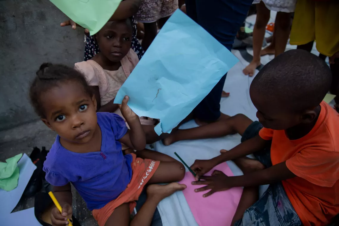 UNICEF provides cash to displaced families and strengthens critical ...