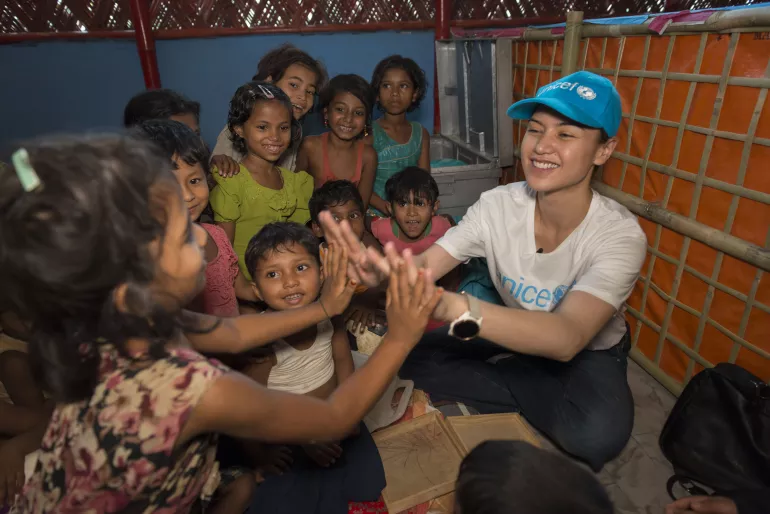 Lisa Surihani urges extra support for Rohingya children