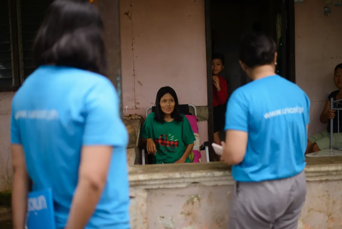 UNICEF health kits bring care and hope for mothers in crisis | UNICEF ...
